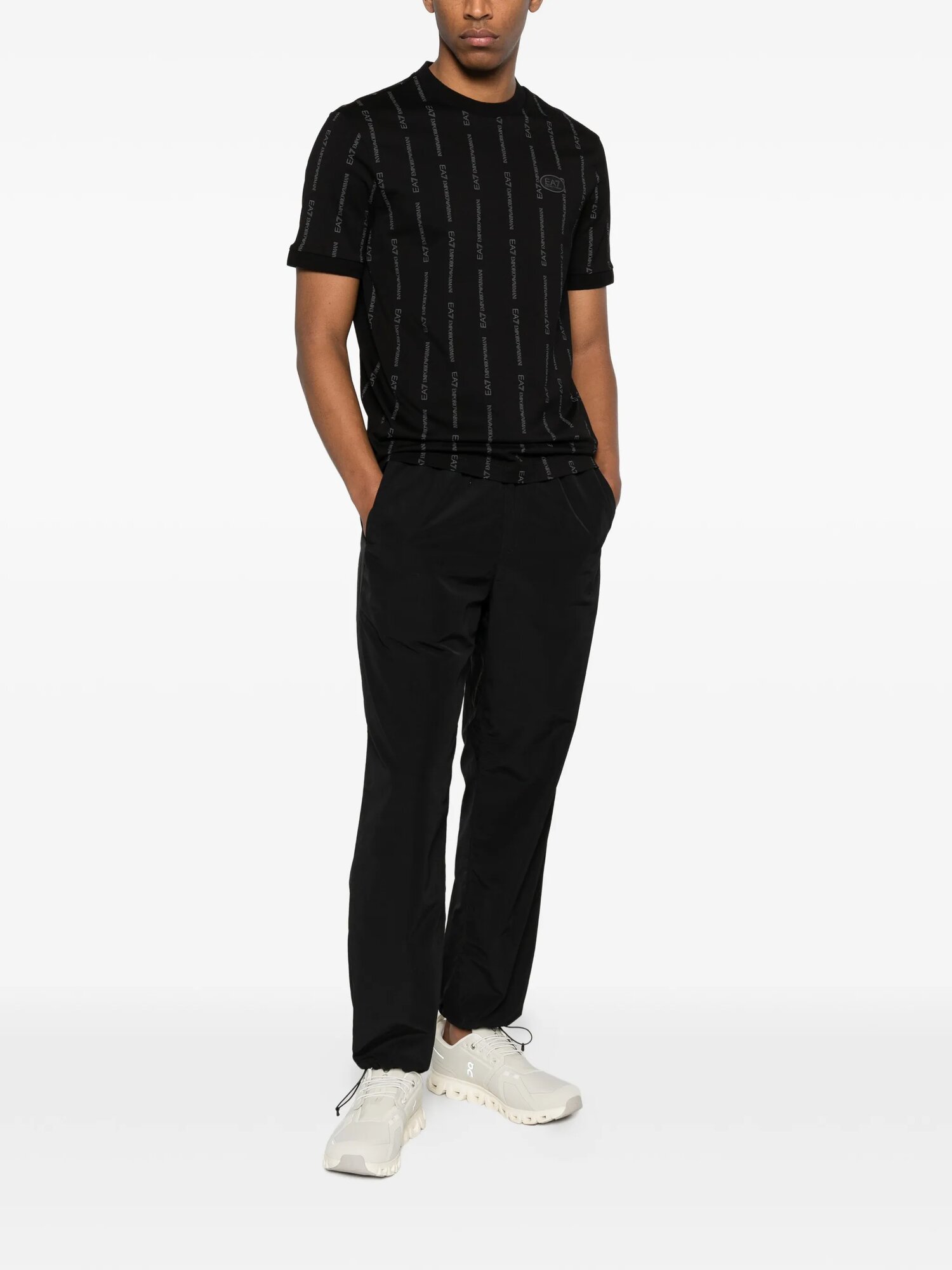 Футболка EA7 EMPORIO ARMANI, размер 48 — фото 1