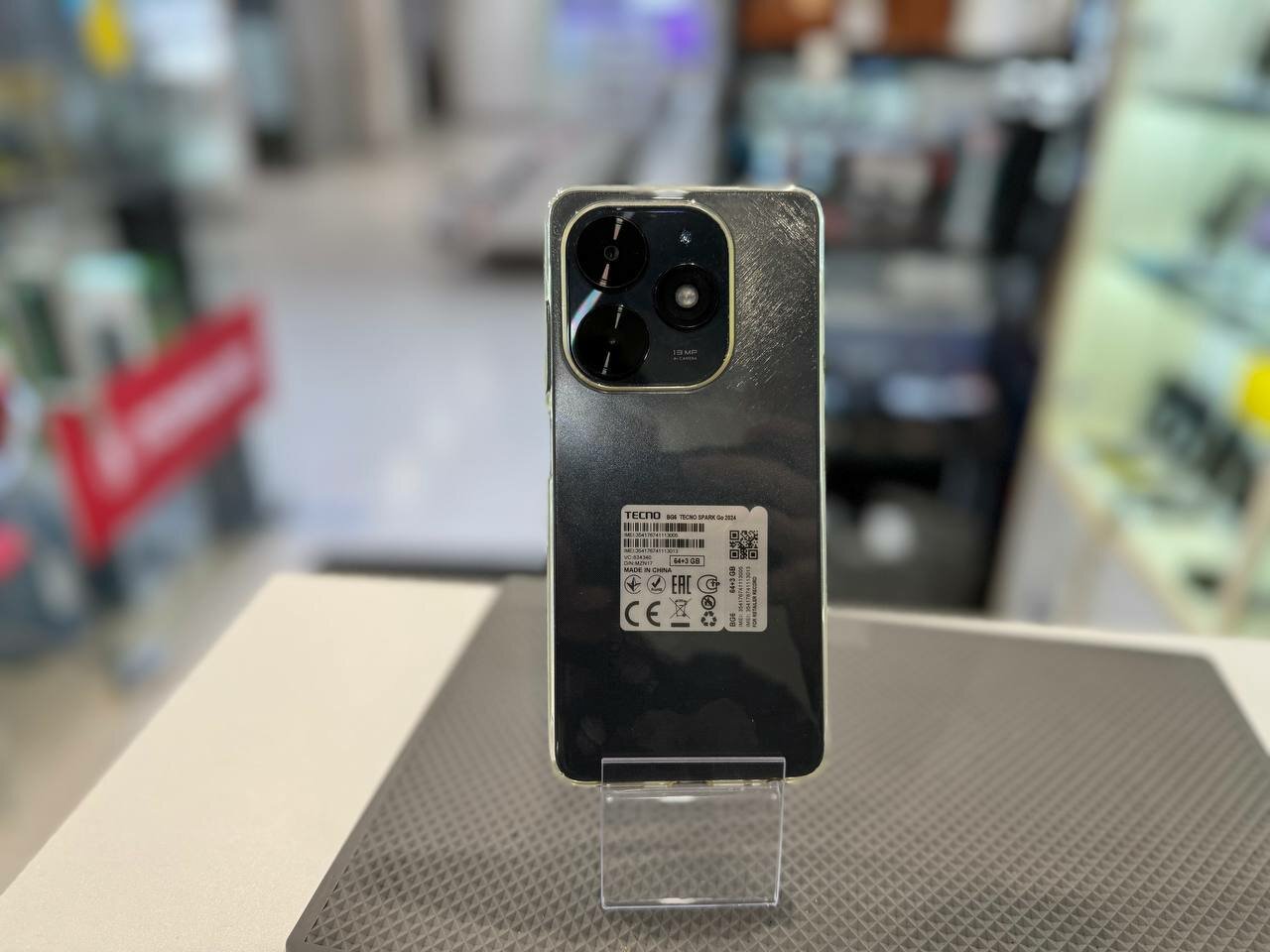 6.56" Смартфон Tecno SPARK GO 2024 64 ГБ черный