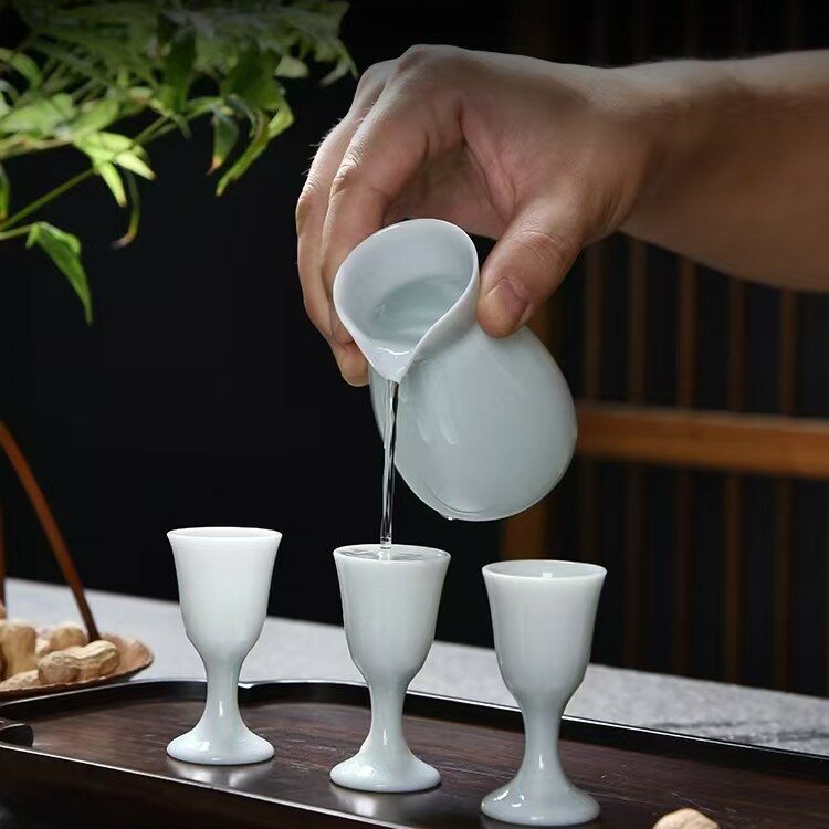 0.1kg Диспенсер для напитков Celadon, керамический винный кувшин, набор винных бокалов, рюмки для шотов, бокалы для крепких напитков, фужеры для шаоцзю.