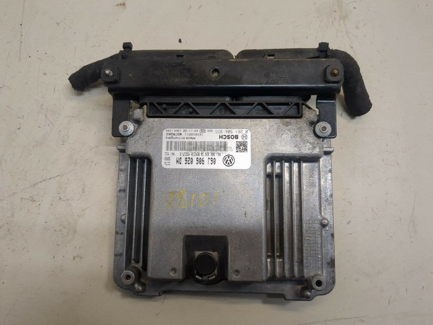 Блок управления двигателем Volkswagen Tiguan Б/У