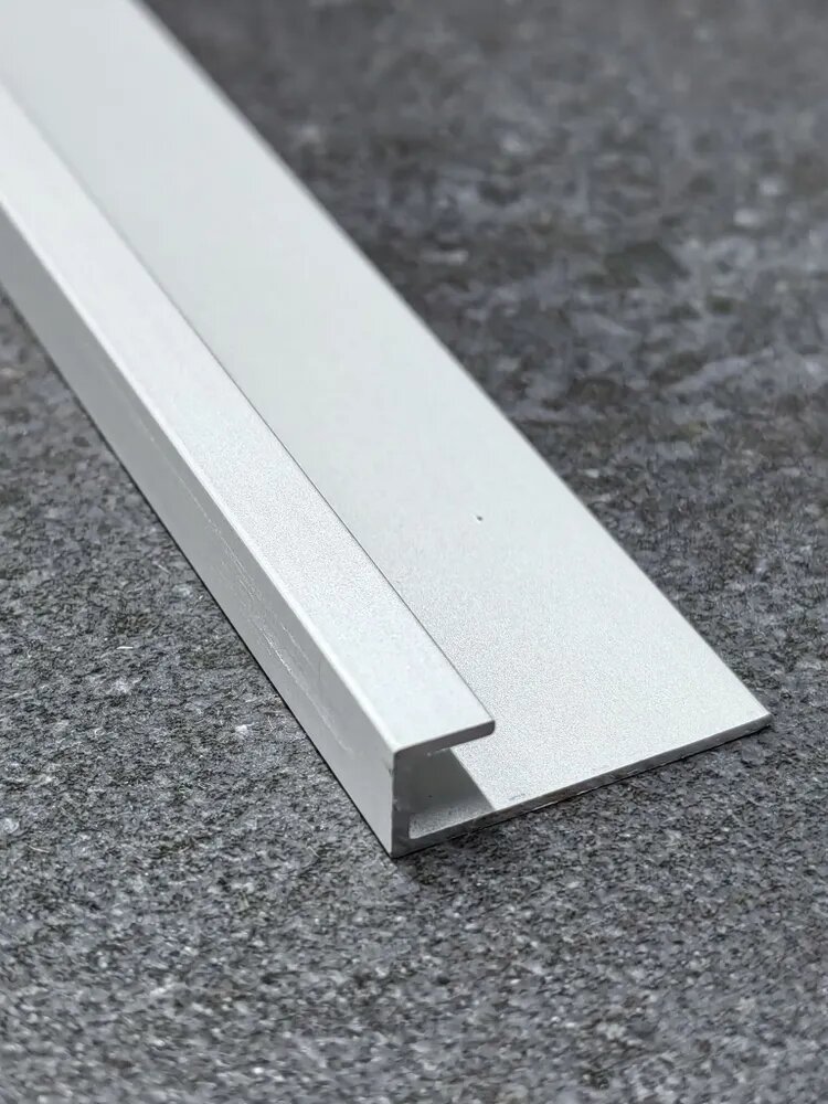 Профиль L-образный алюминиевый анодированный для плитки, стекла 5мм 2.7м Серебро матовое
