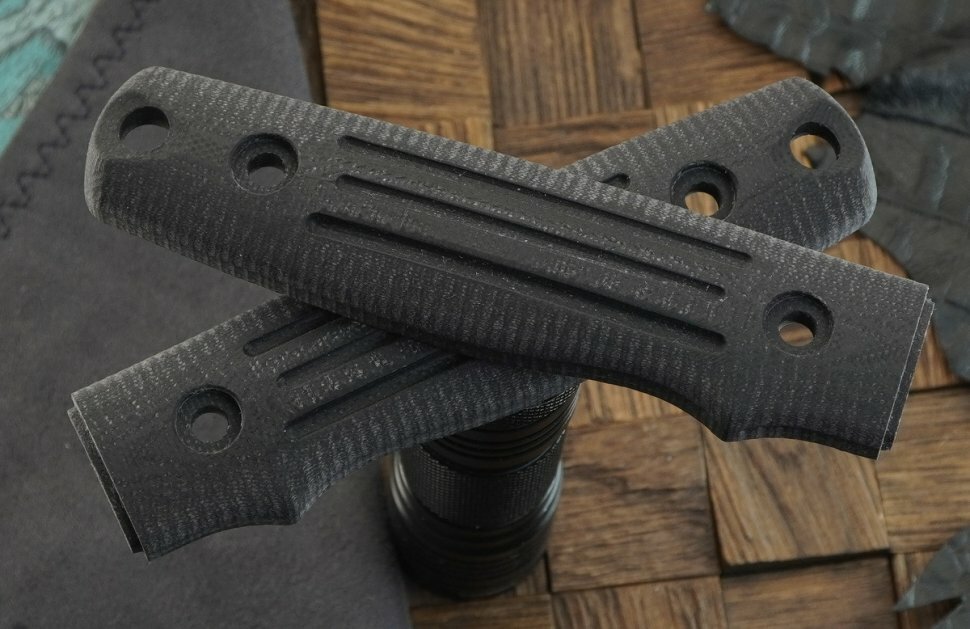 Накладки на рукоять тактические для ножей Тотем, черный G-10