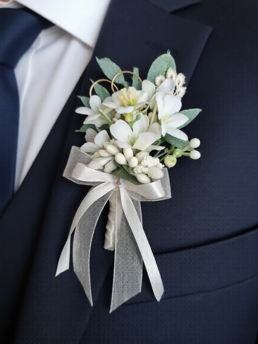 Бутоньерка для жениха или свидетеля