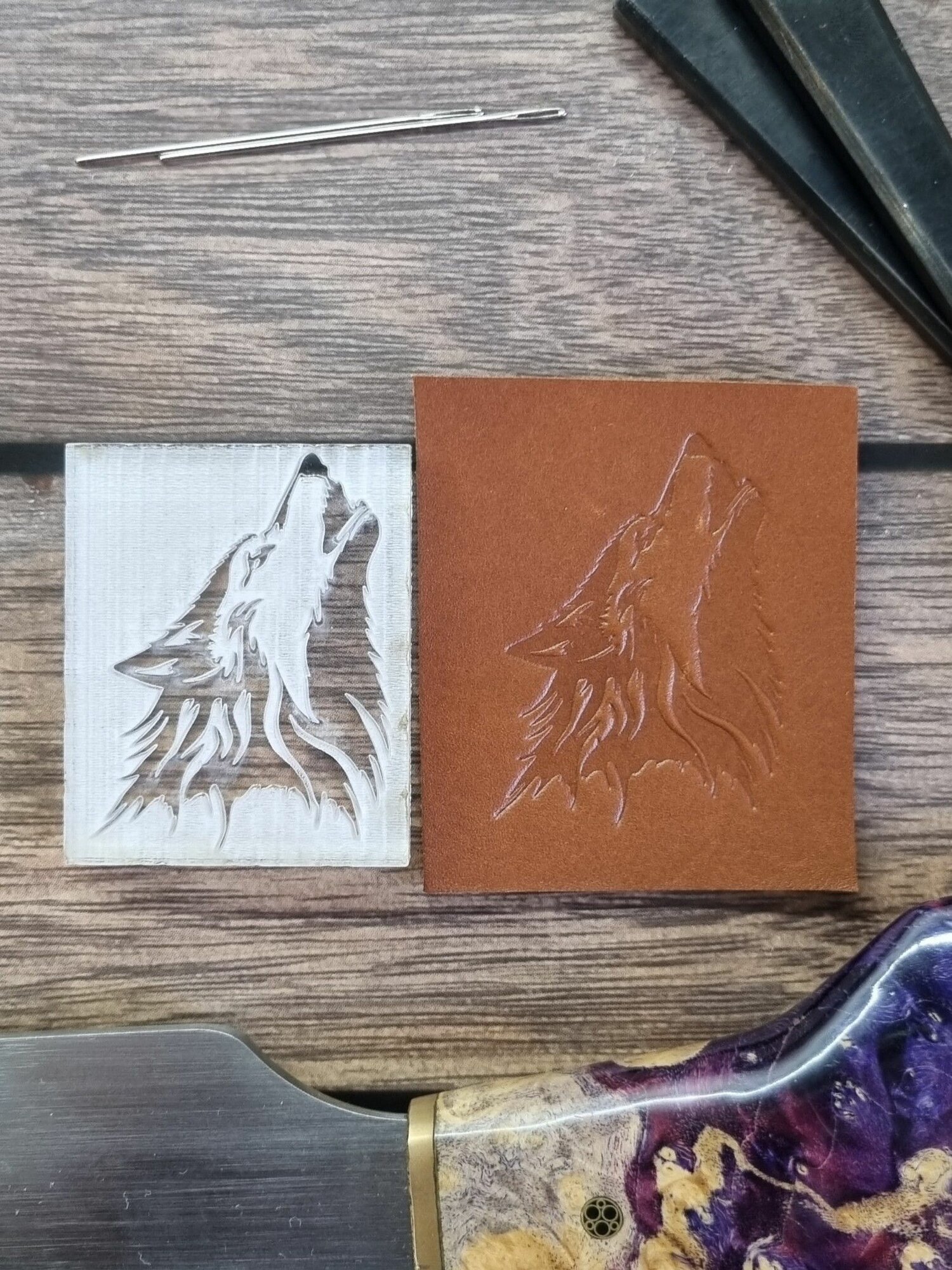 Акриловое клише для тиснения по коже " Волк ". Подходит для изготовления и оформления обложек.