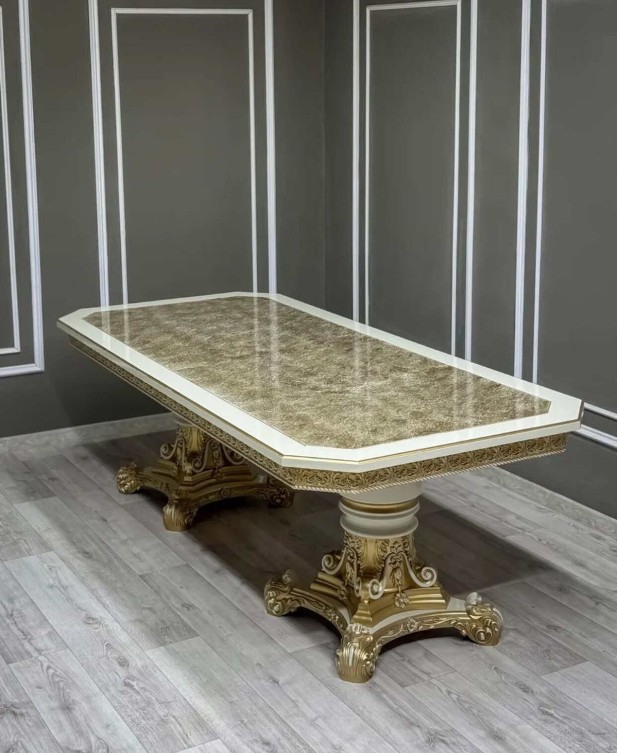 Стол для гостиной "Золото", массивный, большой, раздвижной, 300x350 см