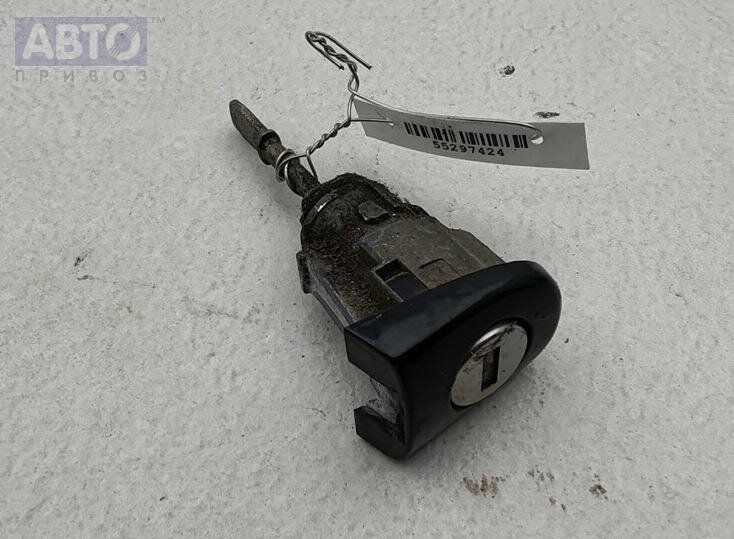 Личинка замка Volkswagen Passat B5+ (GP)