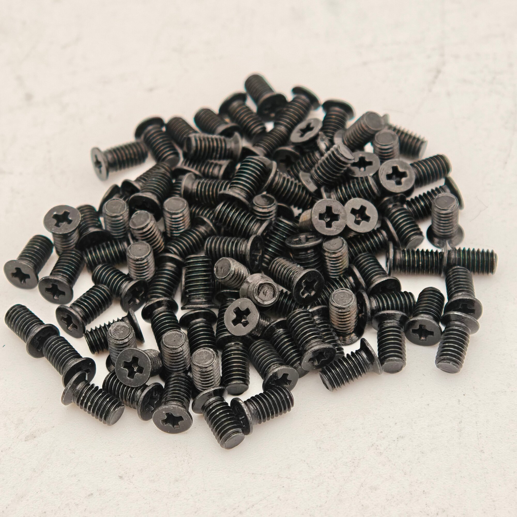 Винт крепления HDD 2.5 SFF 100 шт