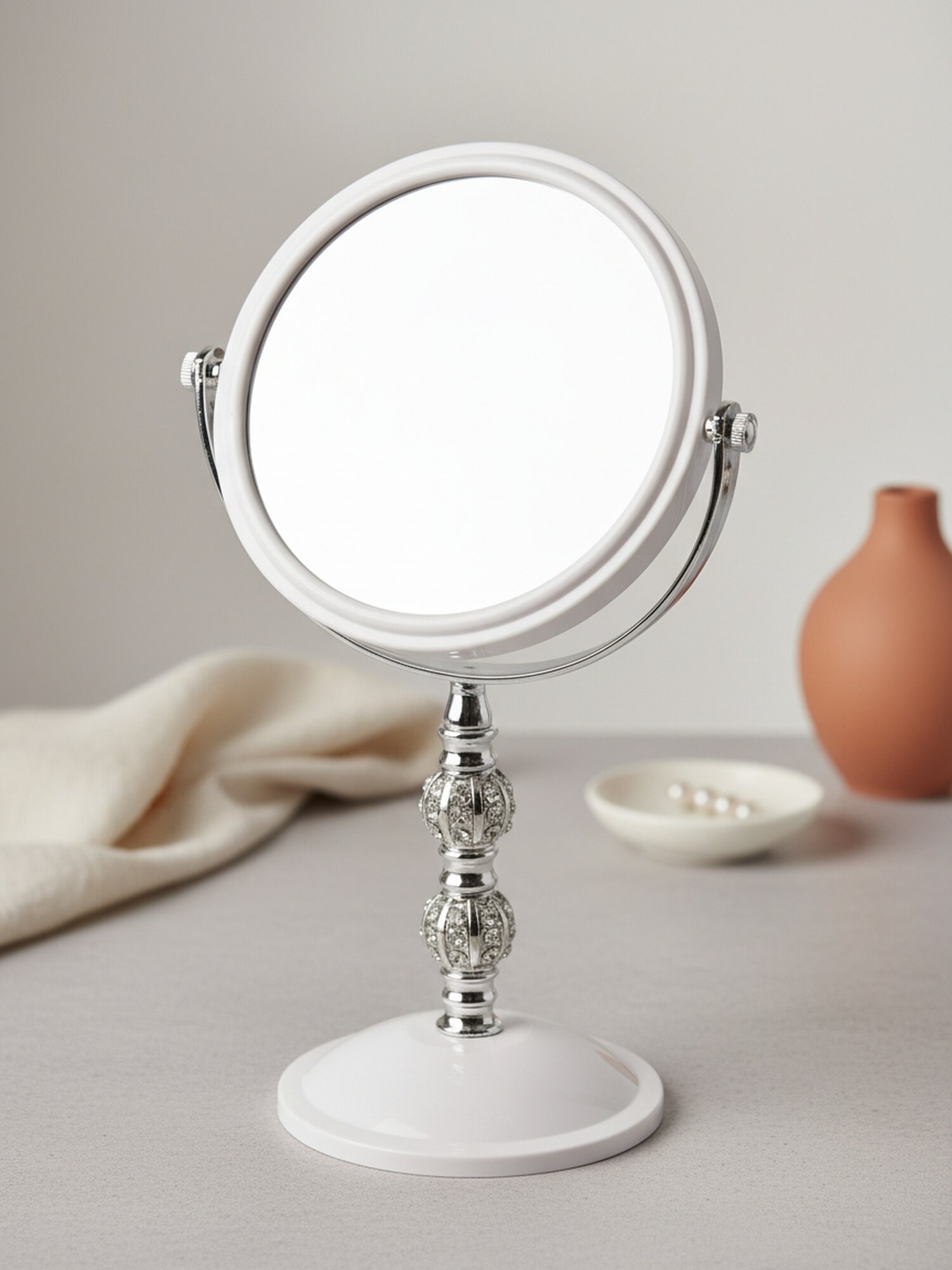 Зеркало настольное косметическое круглое на ножке для макияжа, белое, пластик, 17.7х30х11 см, Y4-11326