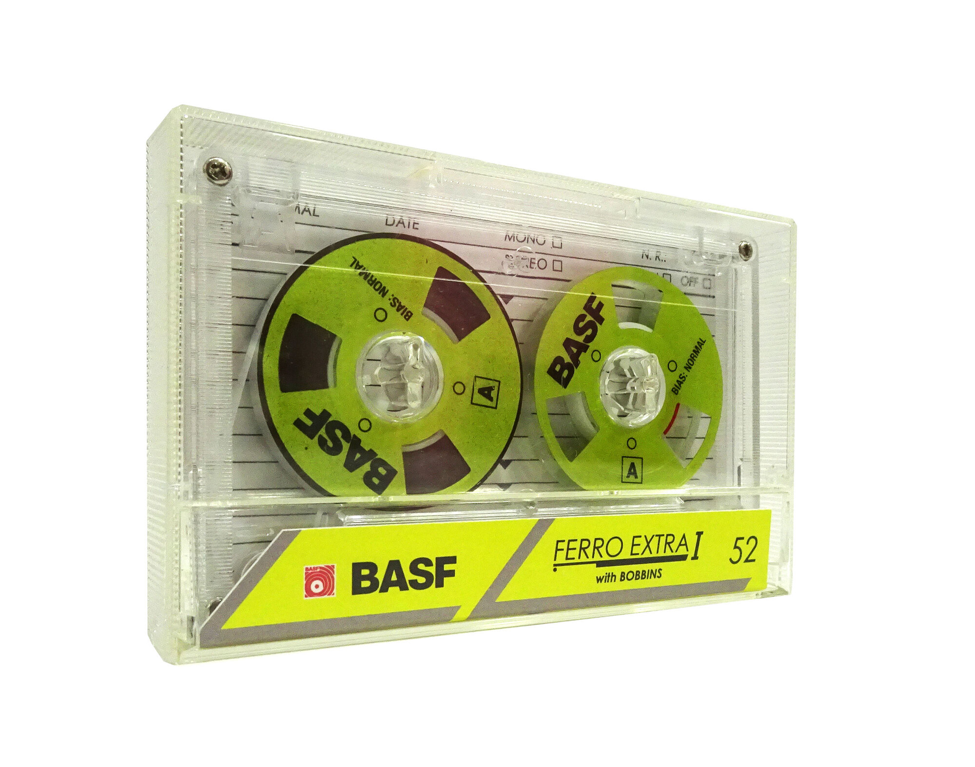 Аудиокассета "BASF" c боббинками жёлто-зелёного цвета