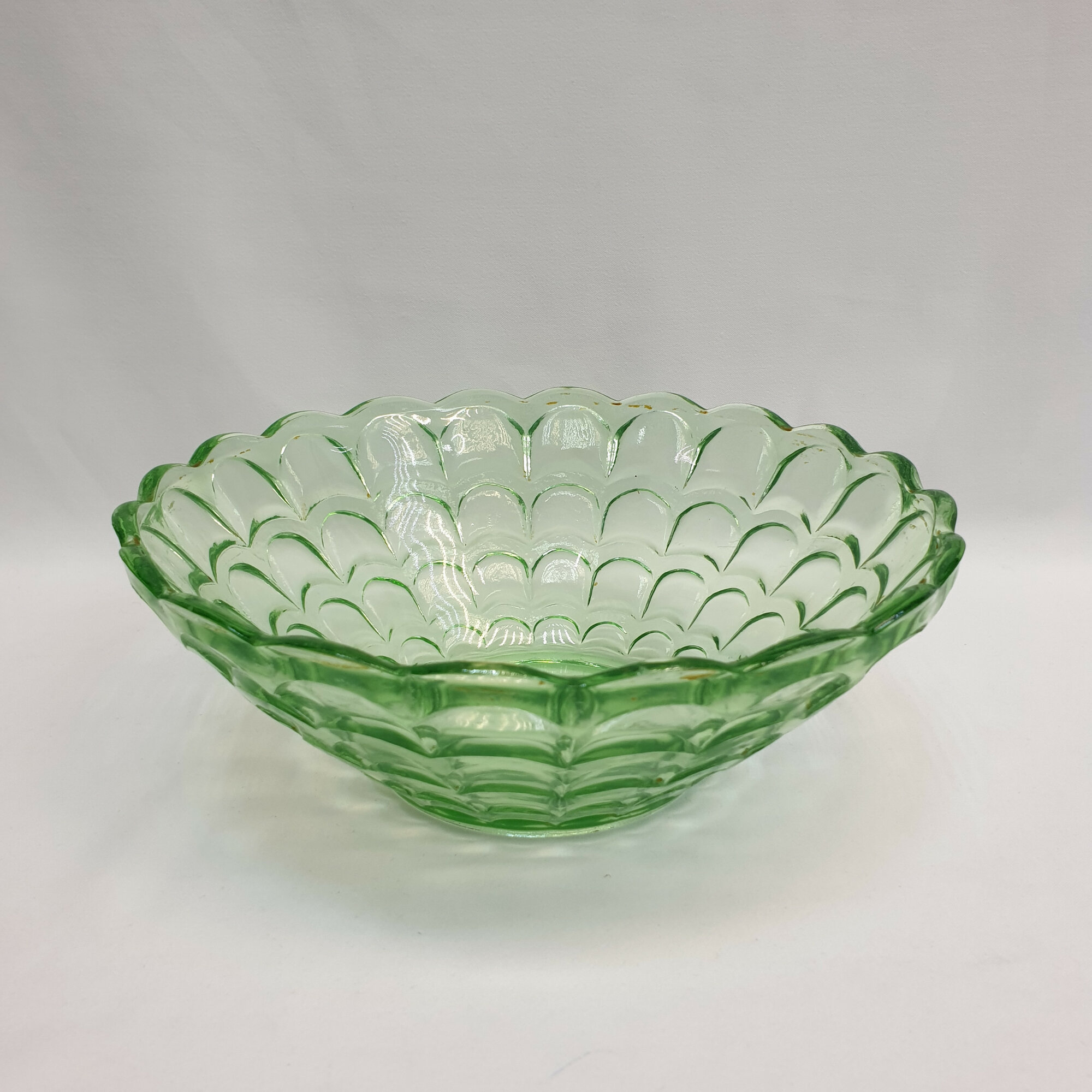 Винтажный салатник 1300 мл, цветное стекло, СССР.