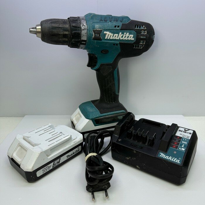 Шуруповерт Makita DF488D