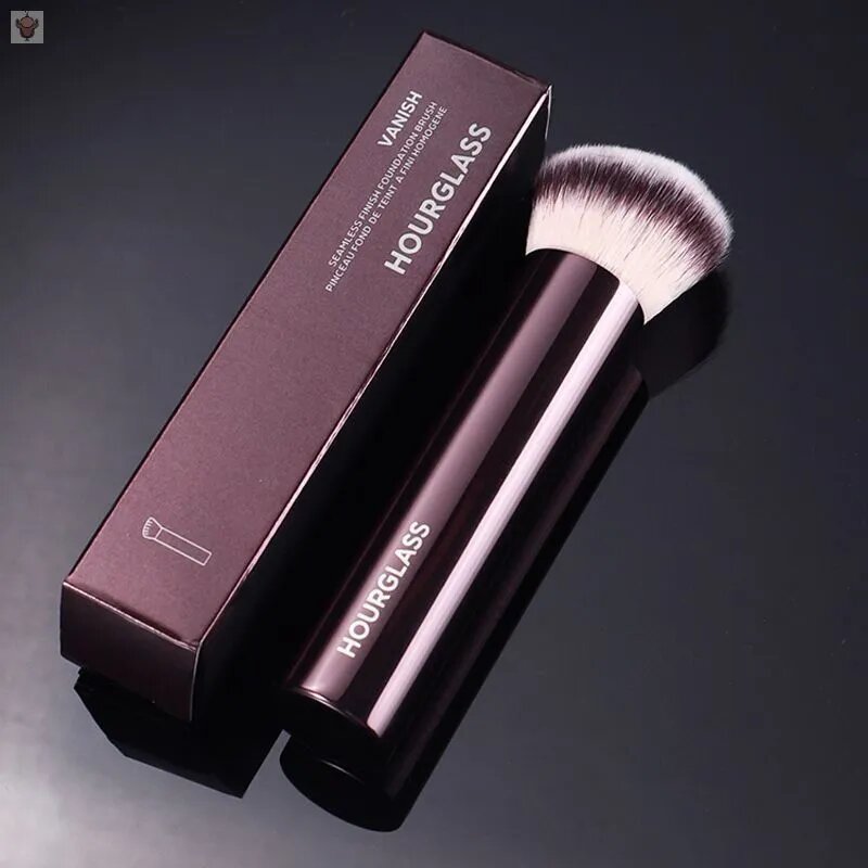 HOURGLASS Кисть косметическая Для тонального средства