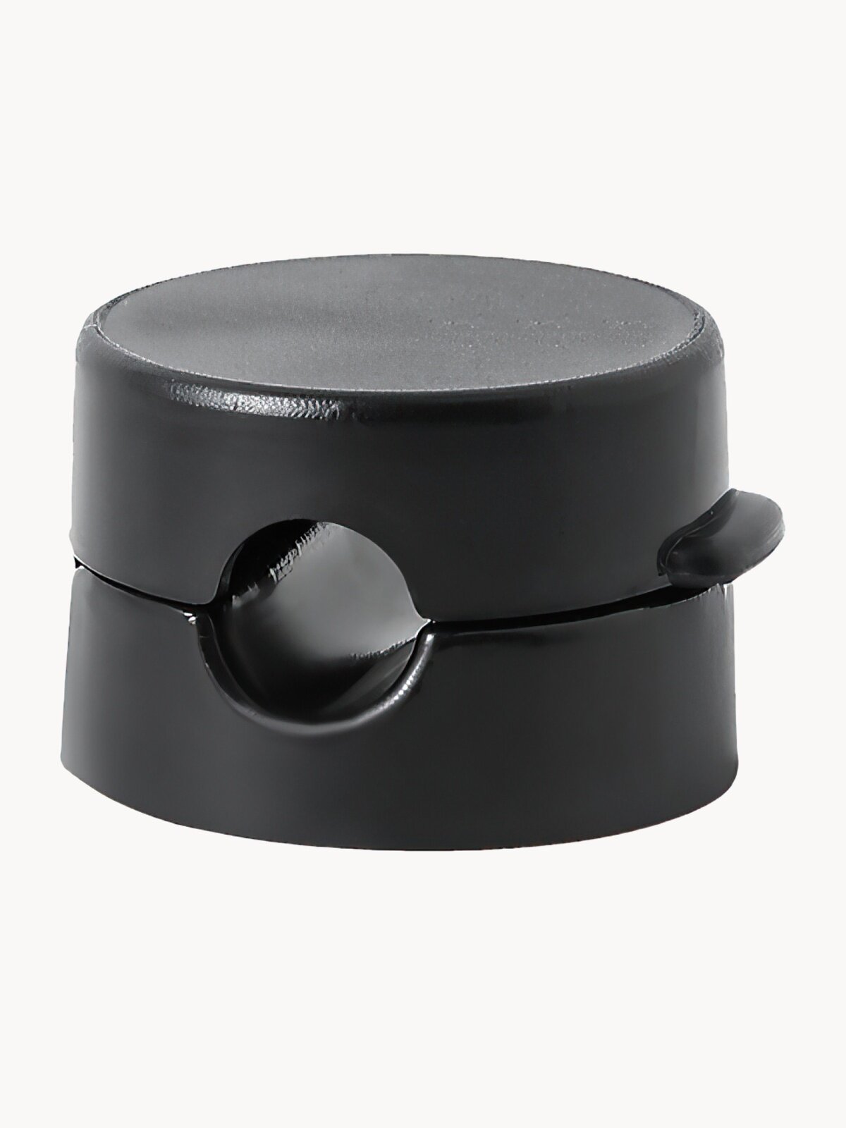 Магнитный держатель - органайзер для кабелей, проводов и зарядок самоклеящийся, 6 штук, чёрный