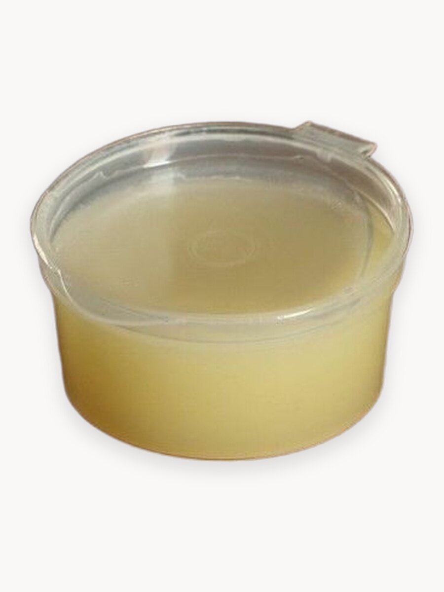 Масло-воск для разделочных досок и деревянных изделий.