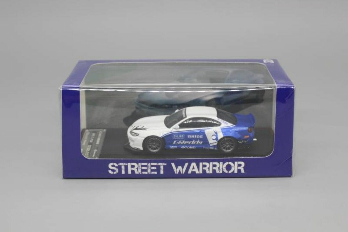 Машинка Street Weapon 1/64 Nissan Silvia Pandem Rocket Rabbit S15 Blue White Die-cast Alloy Car Model Collection Toy Gift