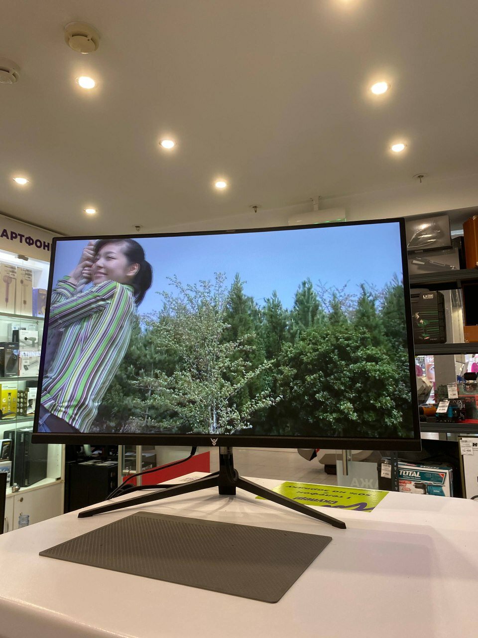 27" 2K Монитор изогнутый TIhesun 2560x1440,180 Гц, IPS, черный