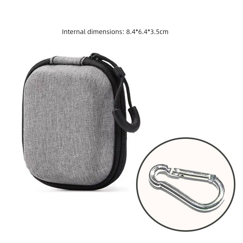 Средний черный чехол для наушников с карабином, внутренние габариты 8.4x6.4x3.5 см