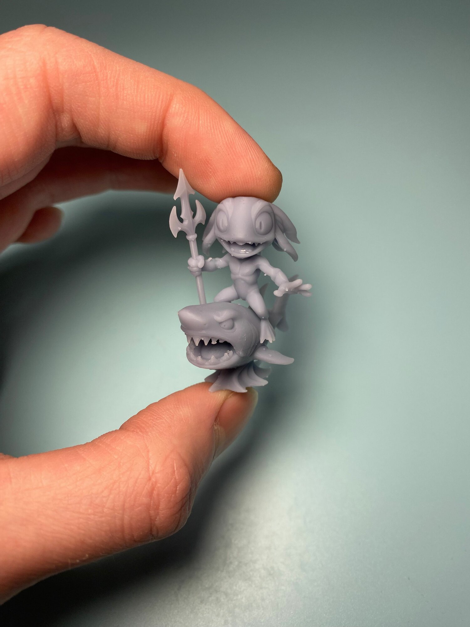 Миниатюра под покраску Физ и Шарк (Fizz & Shark) LoL, 4.5 см