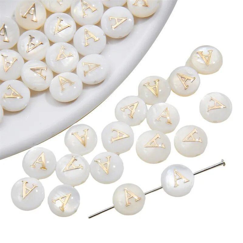 Металлические перламутровые бусины с буквами A 1pcs