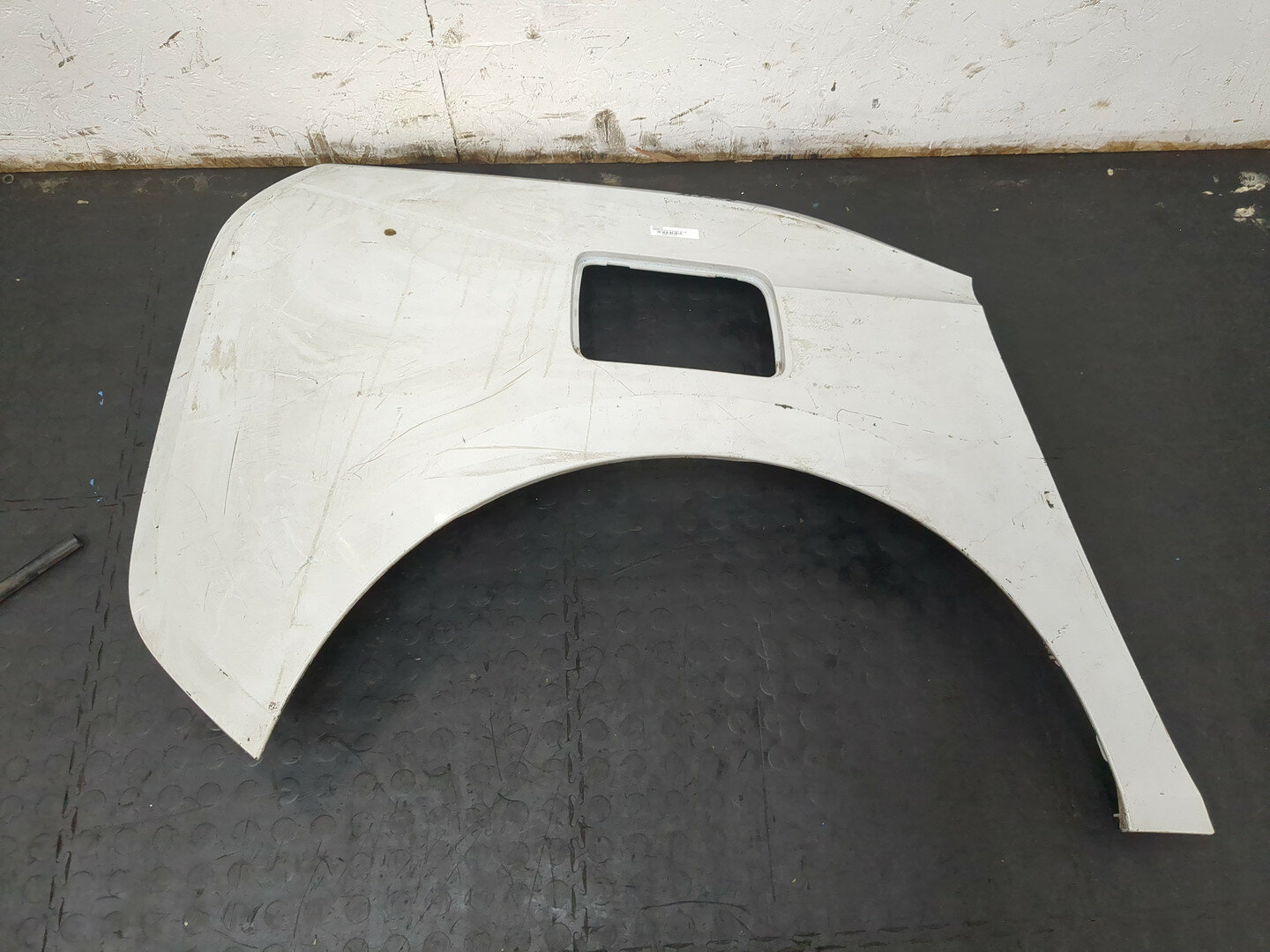 Крыло правое заднее BMW i3 Б/У