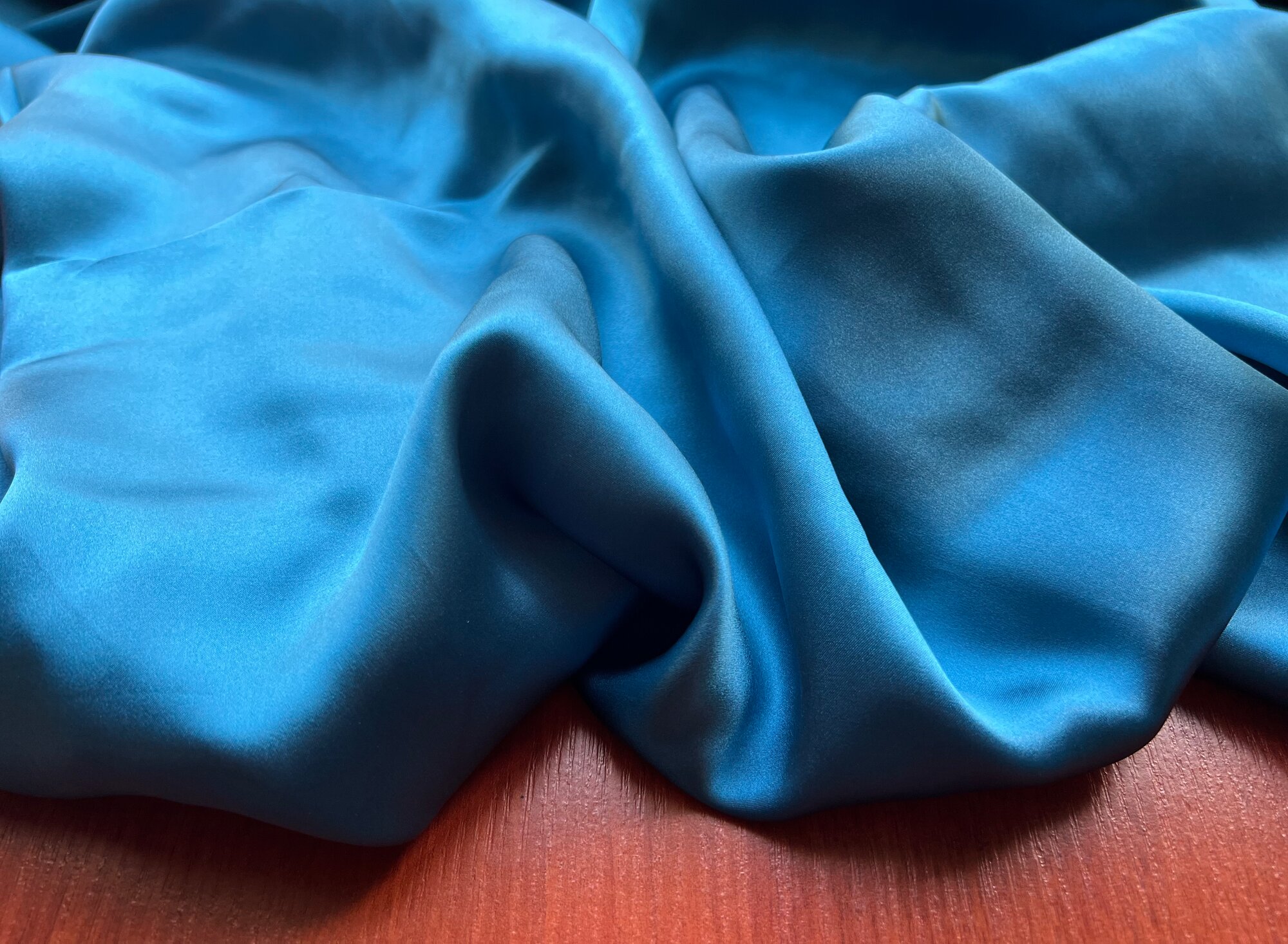 Натуральный шелк Атлас (синий). Ширина 114см. Атласная плотная шёлковая ткань, 100% натуральный шёлк