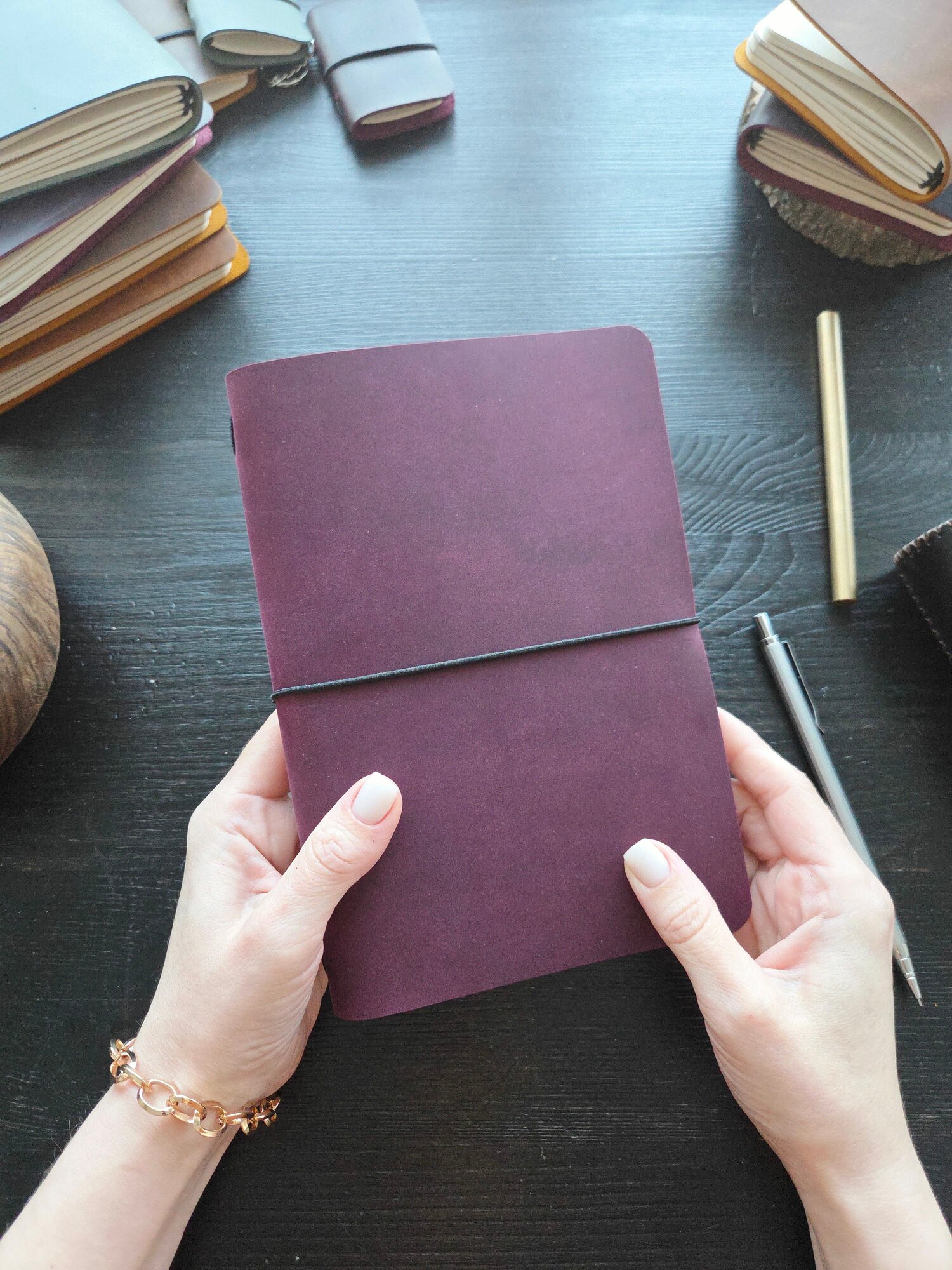 Кожаный блокнот А5 (15х21см) в точку, в стиле Мидори (Midori) со сменными тетрадями на резинке, 90 листов