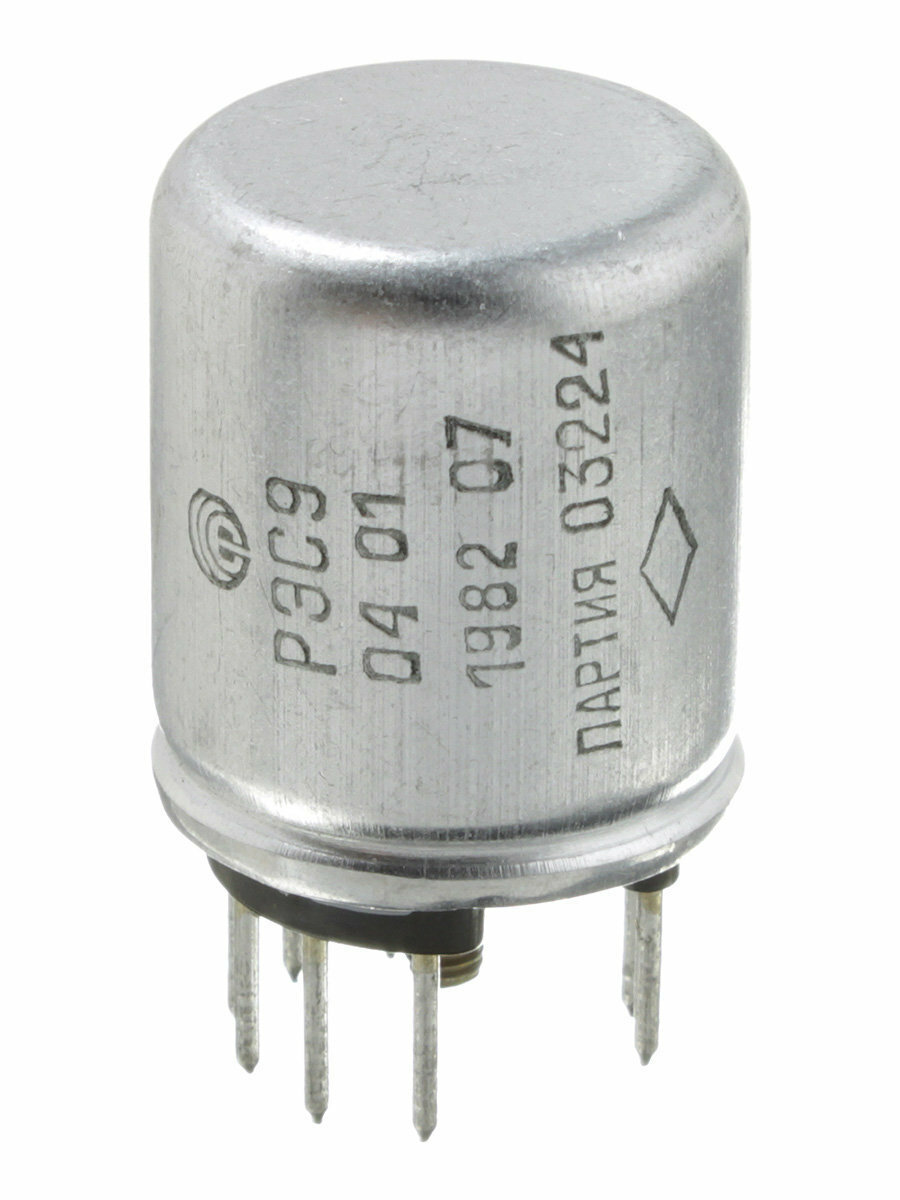 Реле РЭС9 04.01 82г.