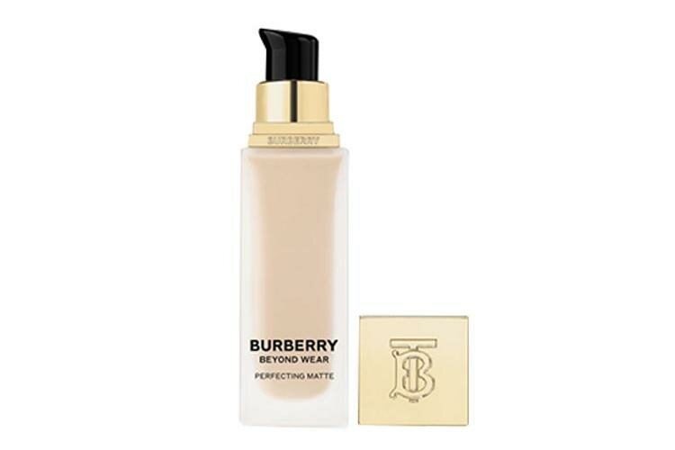 Тональная основа женская Burberry Exquisite Long Wear Soft Matte, оттенок C20, 30 мл