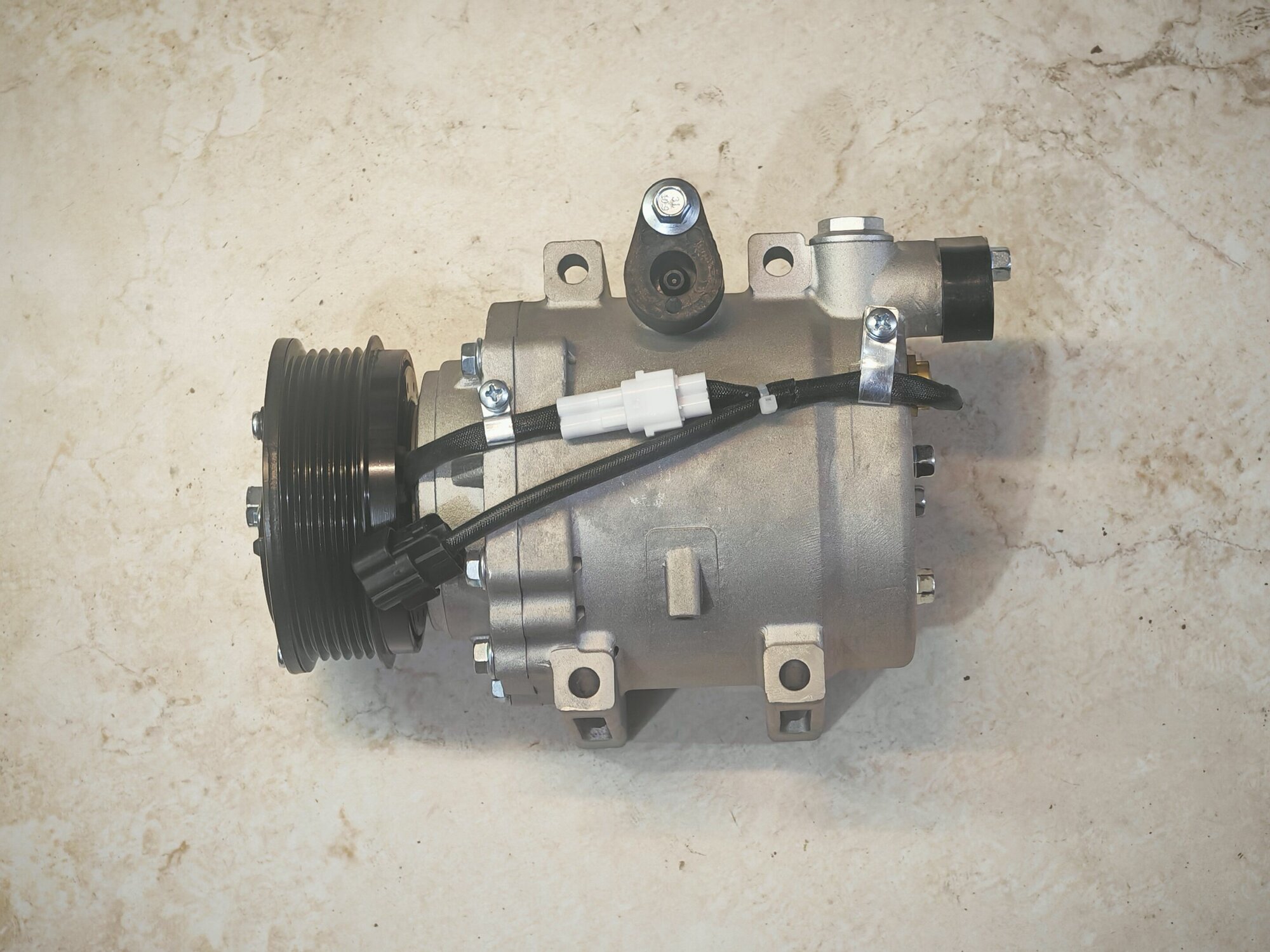 Компрессор кондиционера KAIYI Chery Tiggo 4 Pro [1.5 16V 5MT внедорожник]