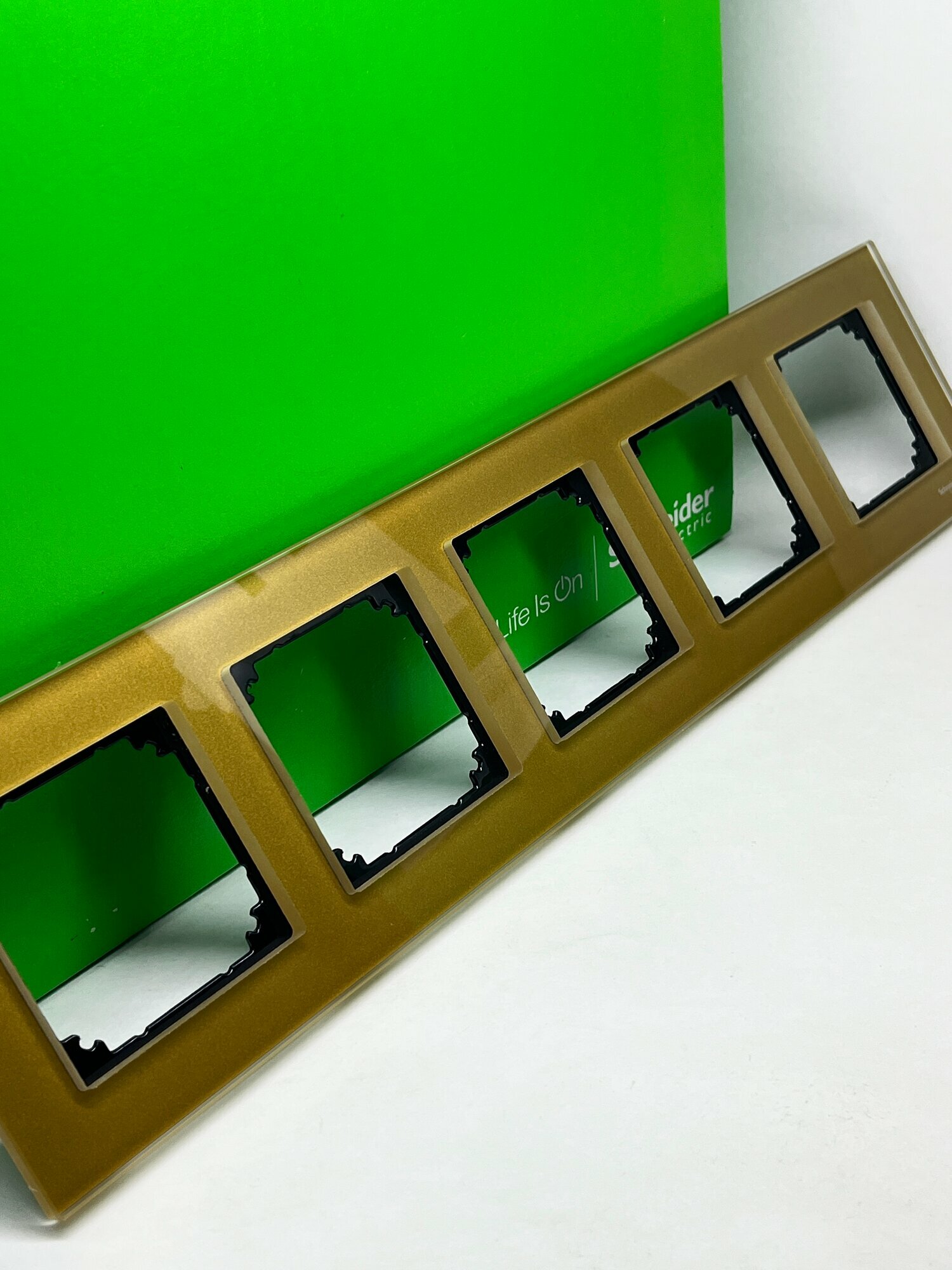 Schneider Electric Merten SM M-Elegance Стекло Золото Рамка 5-ая MTN4050-3241