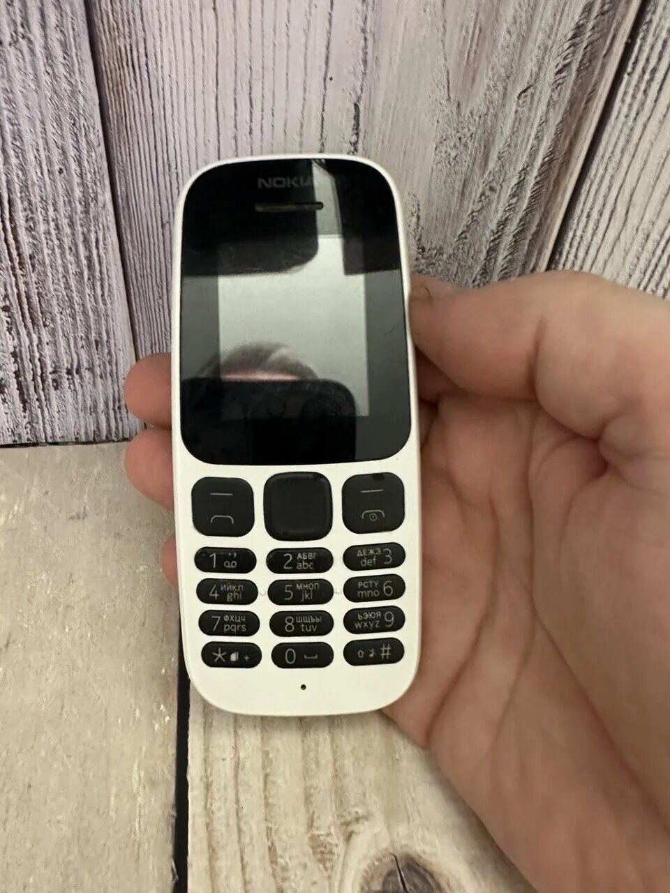 Мобильный кнопочный телефон Nokia 105 винтажный