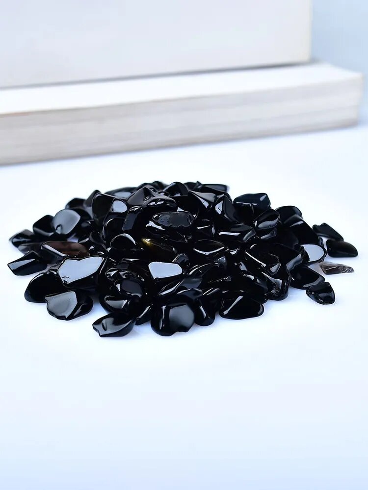 Натуральный необработанный камень "обсидиан" мелкий гравий (5-10 мм, 100 г)