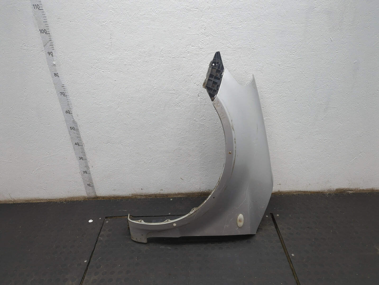 Крыло левое переднее Suzuki SX4 Б/У