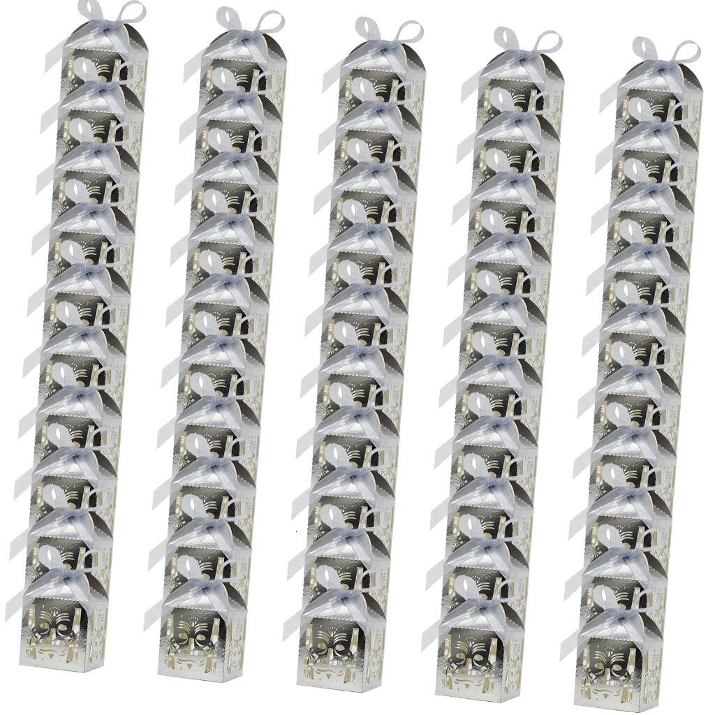 Сладкие бумажные коробочки в виде масок, отражающее серебро