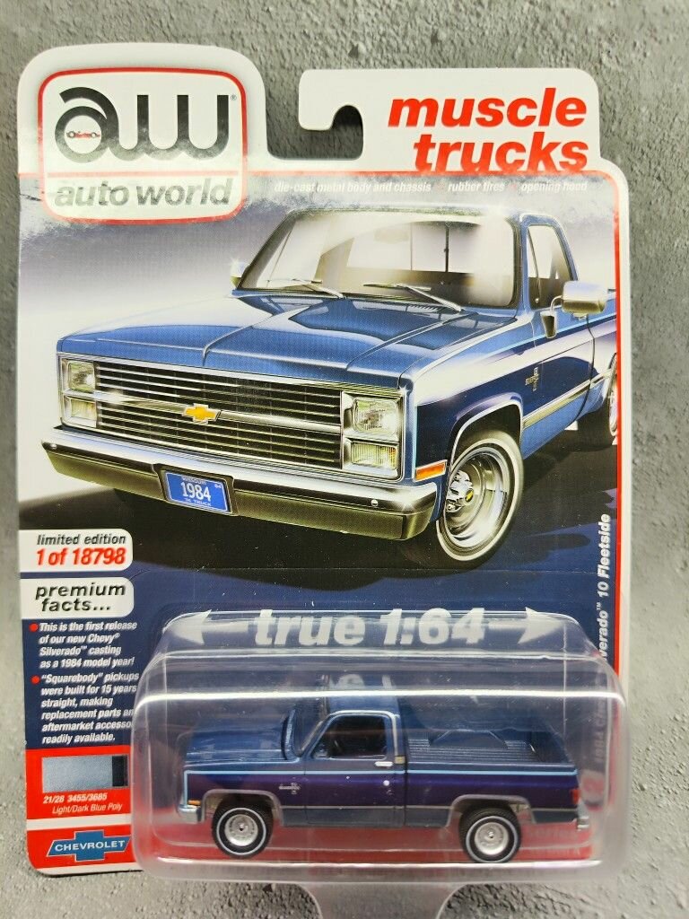 Auto World, литая модель 1:64(Шевроле Грузовик синий)