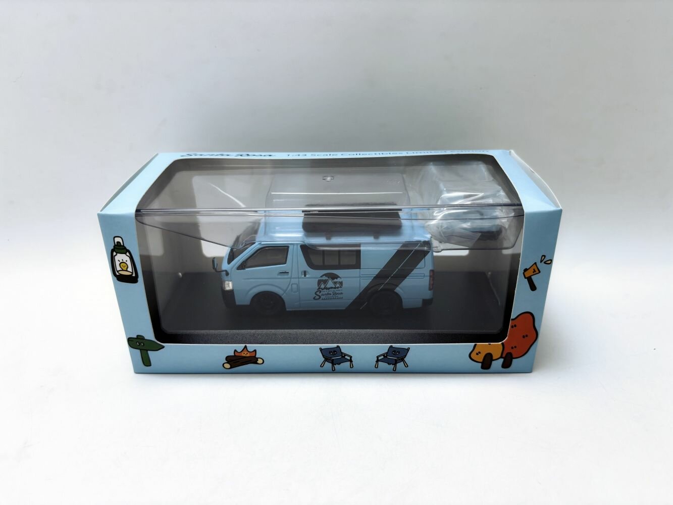 DBGT 1/43 Toyota Hiace Van Touring Edition Модель автомобиля из литого металла