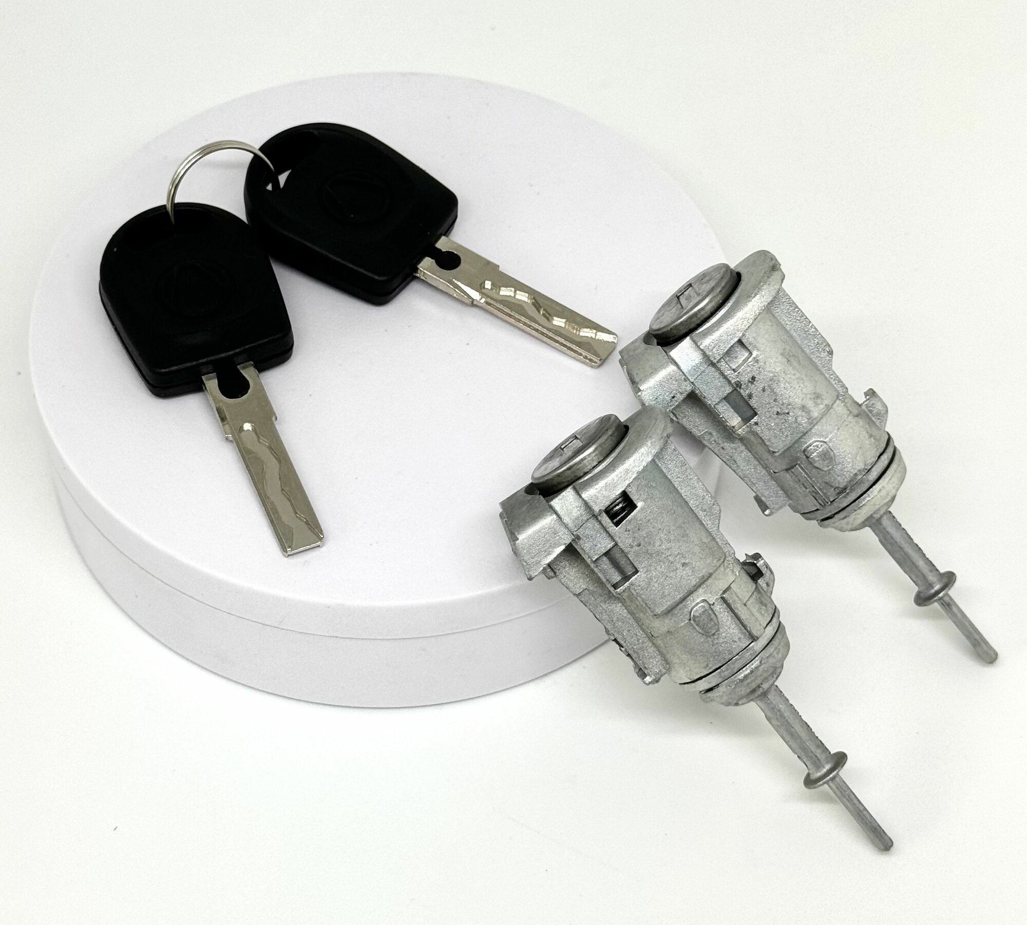 Личинки замков двери для автомобиля Volkswagen Golf/Polo/Skoda Fabia, 2шт, 9541Z12, 604837167