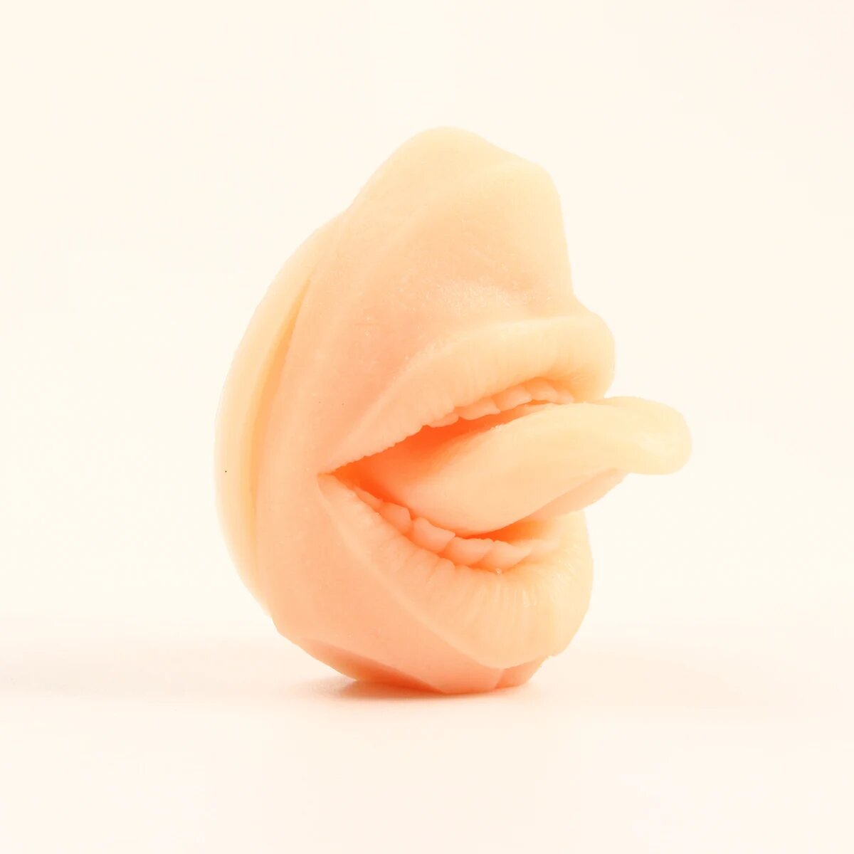 Силиконовая модель губы для татуажа, цвет: tongue, Model 1