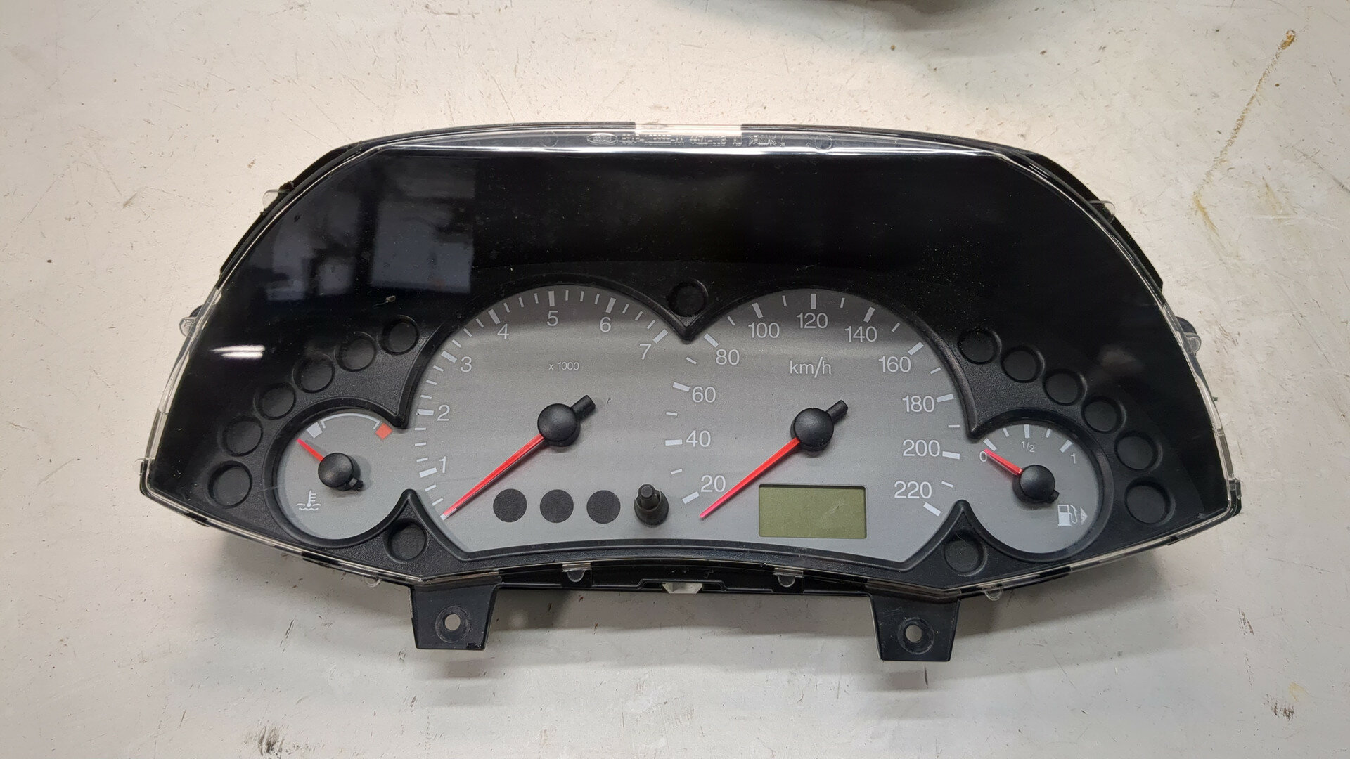 Приборная панель Ford Focus 1 Б/У