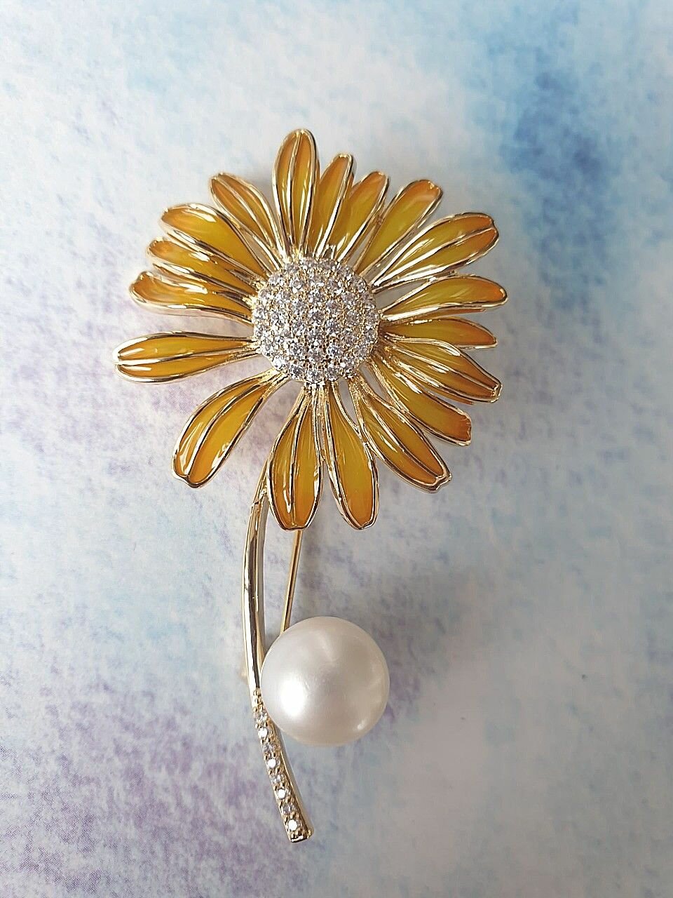 Брошь, фианит, жемчуг культивированный