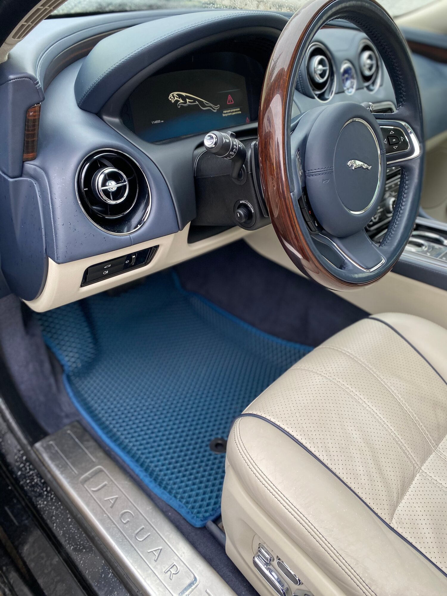 Jaguar XJ 2009-2019