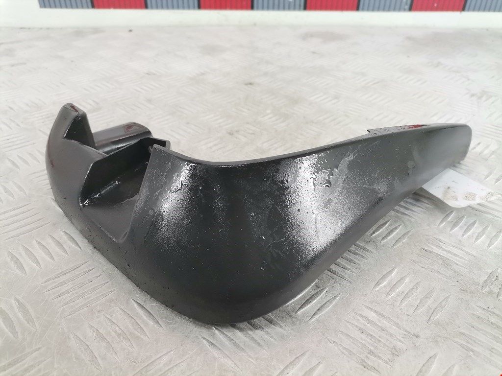 Брызговик передний / 1734175 868602B200 868602B200 для Hyundai Santa Fe 2 (CM) (с пробегом)