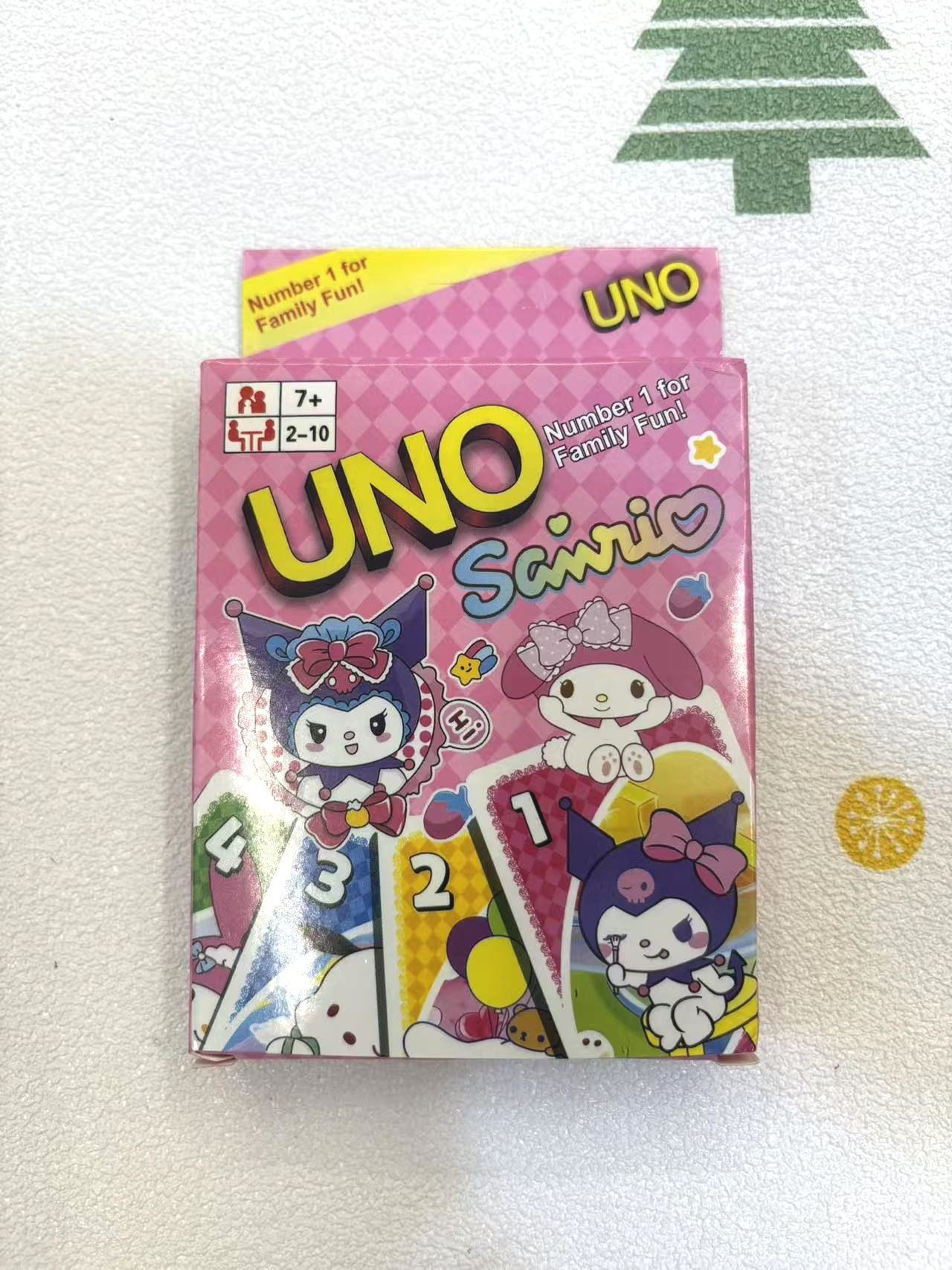 Настольная игра UNO, тема Sanrio в розовых тонах