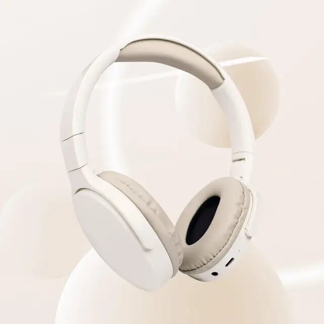 Стильные беспроводные Bluetooth-наушники, накладная конструкция, глубокие басы, спортивный стереозвук, высокое качество звука, длительное время автономной работы, универсальная совместимость.