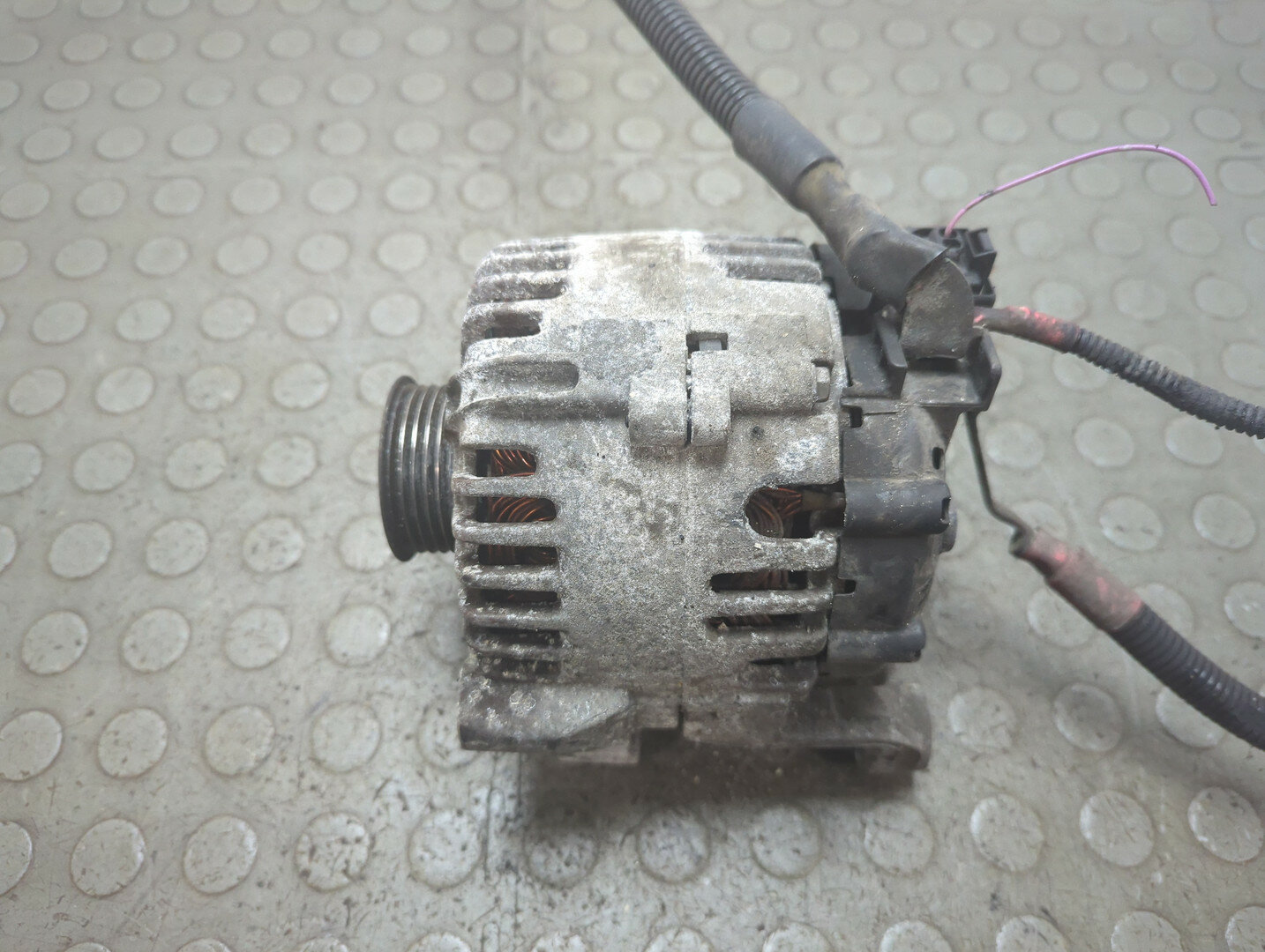 Генератор Mini Countryman (R60) Б/У