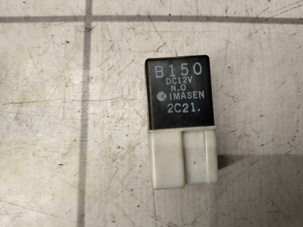 Реле Mazda 323 BJ Protege Familia 1998-2002