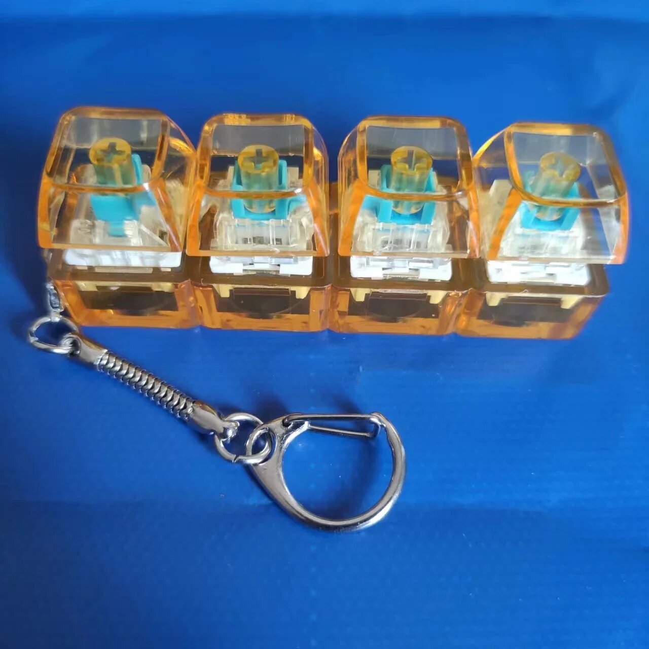 Кнопка Keycap Fidget Брелок 4-клавишная клавиатура Декомпрессионные игрушки DIY Клавиатура Брелок Игрушки для взрослых Подарки для облегчения времени
