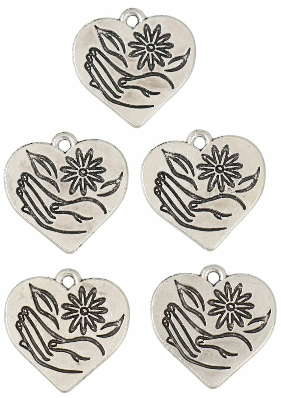 Декоративная подвеска "Ромашка в руке: Сердце", набор подвесных металлических заготовок для творчества и рукоделия с петелькой, в комплекте 5 шт, 2.3х2.5 см