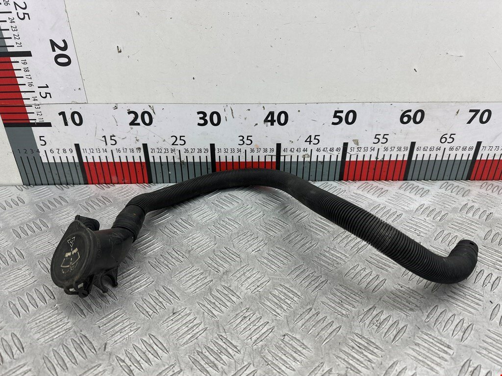 Горловина бачка омывателя BMW 5-Series (E60/E61) 61667144396 арт. 2275236