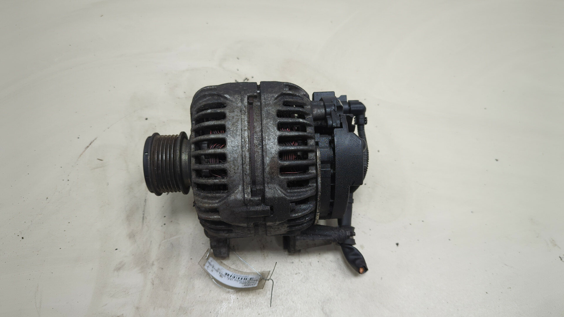 Генератор Skoda Octavia (A5) Б/У